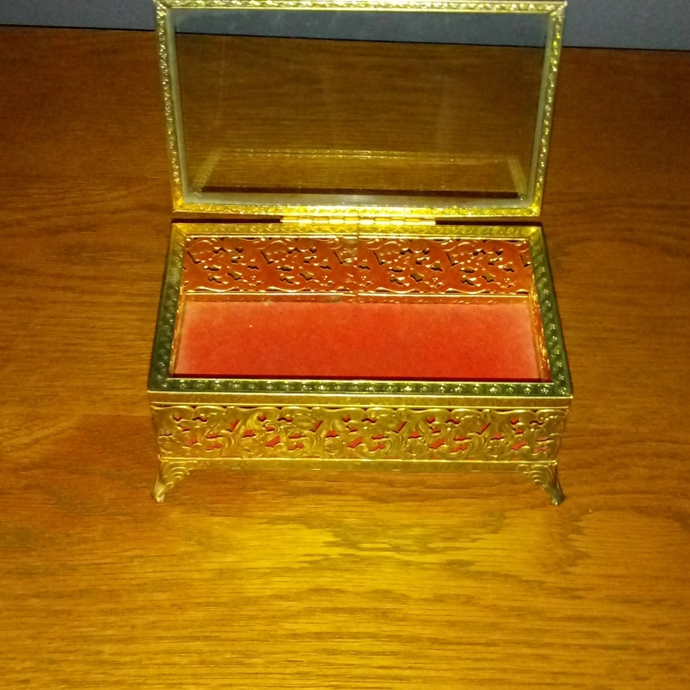 Vintage Avon Box - Gem